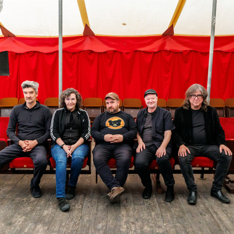 Petit Bain – Équipement culturel flottant